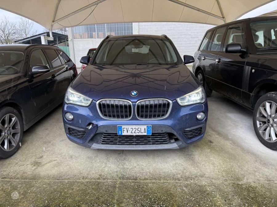 Blue BMW X1 2019 in Siauliai, with an engine capacity of 2.00 L and mileage of 166 thousand km for 11700 €, photo 2 on AUTOMOTO.COM.LV