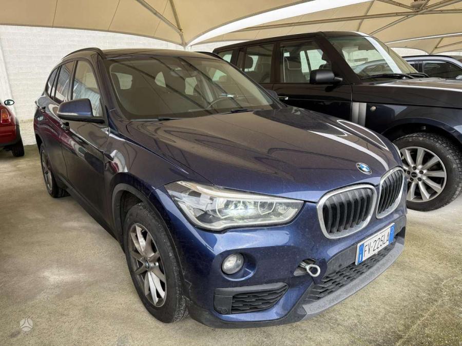 Blue BMW X1 2019 in Siauliai, with an engine capacity of 2.00 L and mileage of 166 thousand km for 11700 €, photo 3 on AUTOMOTO.COM.LV