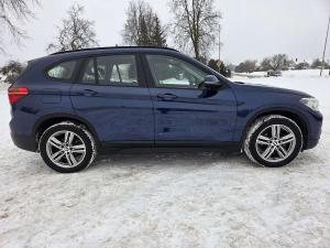 Blue BMW X1 2019 in Utena, with an engine capacity of 2.00 L and mileage of 138 thousand km for 13850 €, photo 4 on AUTOMOTO.COM.LV
