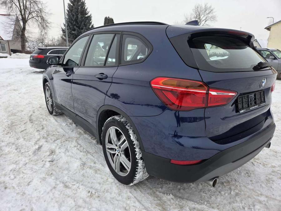 Blue BMW X1 2019 in Utena, with an engine capacity of 2.00 L and mileage of 138 thousand km for 13850 €, photo 7 on AUTOMOTO.COM.LV