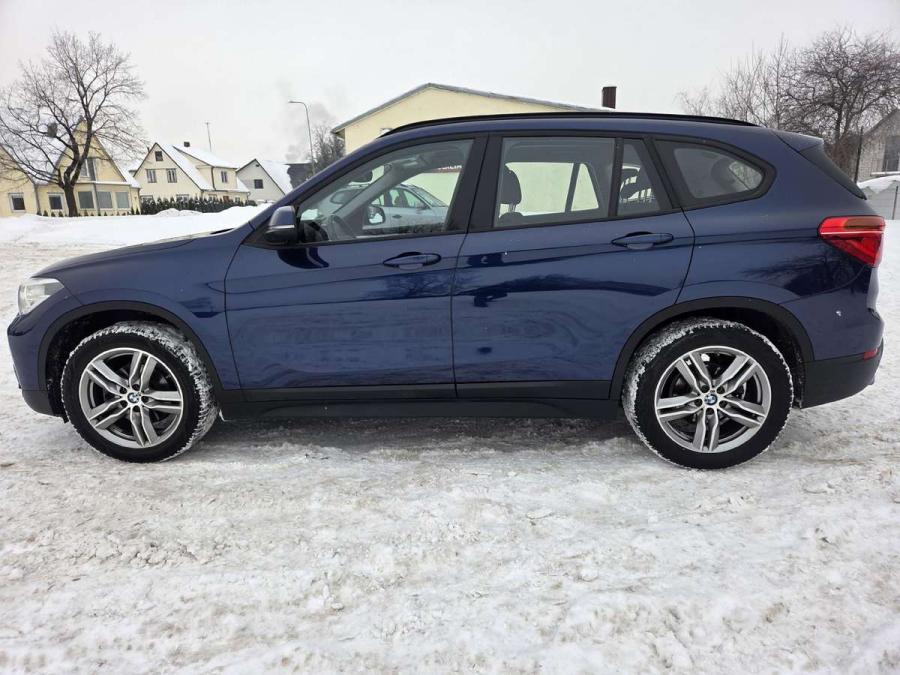 Blue BMW X1 2019 in Utena, with an engine capacity of 2.00 L and mileage of 138 thousand km for 13850 €, photo 8 on AUTOMOTO.COM.LV
