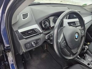 Blue BMW X1 2019 in Utena, with an engine capacity of 2.00 L and mileage of 138 thousand km for 13850 €, photo 11 on AUTOMOTO.COM.LV