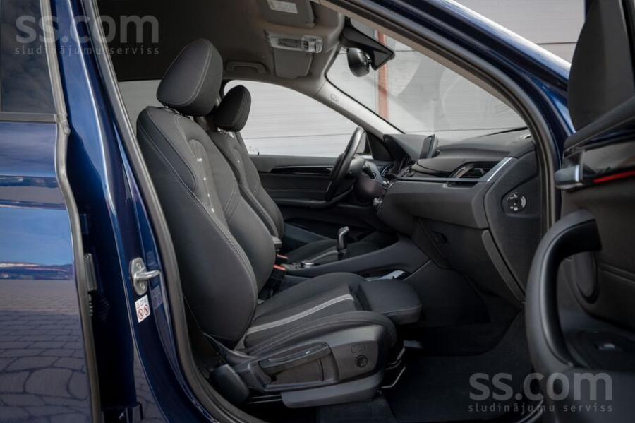 Zils BMW X1 2019 Tukums, ar dzinēja tilpumu 2.00 L un nobraukumu 143 tūkst. km par 17490 €, foto 12 vietnē AUTOMOTO.COM.LV