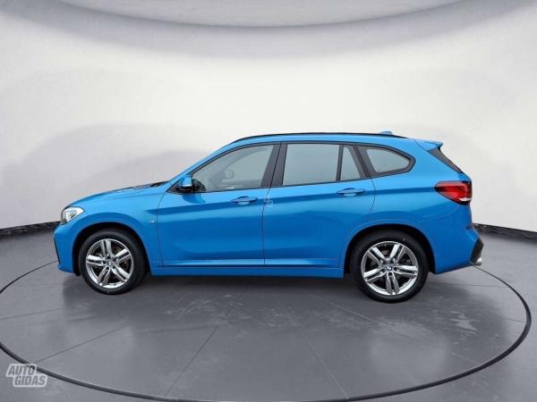 Blue BMW X1 2020 in Kaunas, with an engine capacity of 2.00 L and mileage of 47 thousand km for 32144 €, photo 3 on AUTOMOTO.COM.LV
