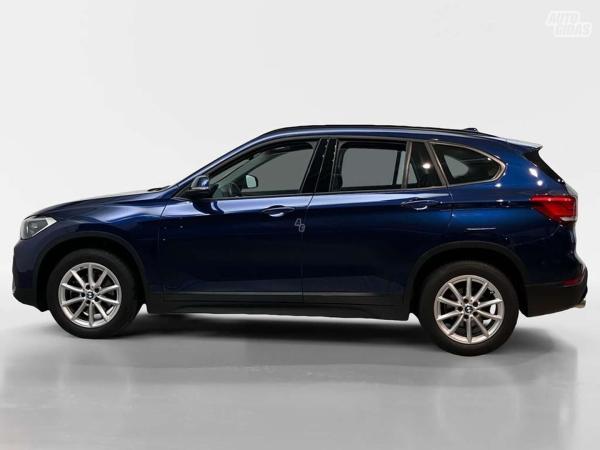 Blue BMW X1 2020 in Kaunas, with an engine capacity of 2.00 L and mileage of 77 thousand km for 27437 €, photo 4 on AUTOMOTO.COM.LV