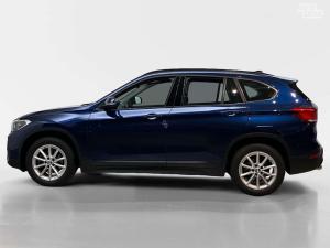 Blue BMW X1 2020 in Kaunas, with an engine capacity of 2.00 L and mileage of 77 thousand km for 27437 €, photo 4 on AUTOMOTO.COM.LV