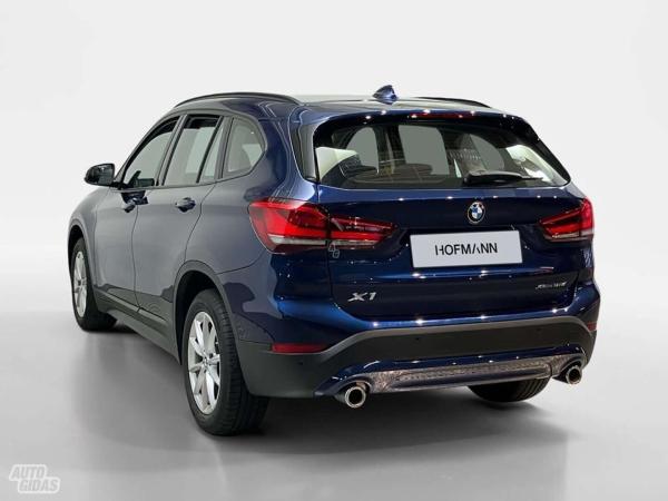 Blue BMW X1 2020 in Kaunas, with an engine capacity of 2.00 L and mileage of 77 thousand km for 27037 €, photo 5 on AUTOMOTO.COM.LV