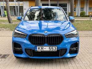 Zils BMW X1 2020 Ogre, ar dzinēja tilpumu 1.50 L un nobraukumu 150 tūkst. km par 22950 €, foto 5 vietnē AUTOMOTO.COM.LV