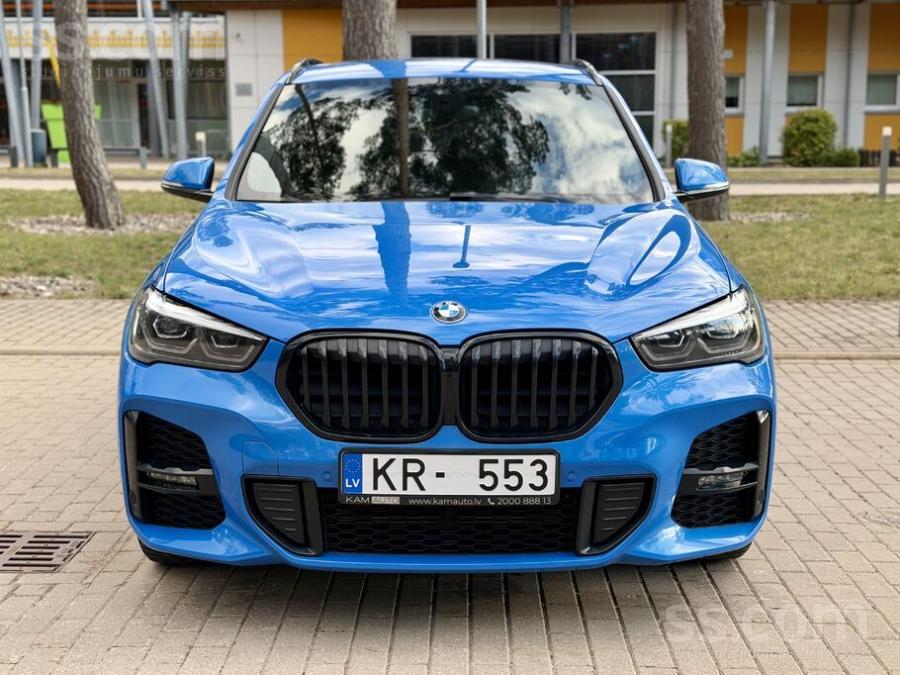 Zils BMW X1 2020 Ogre, ar dzinēja tilpumu 1.50 L un nobraukumu 150 tūkst. km par 22950 €, foto 5 vietnē AUTOMOTO.COM.LV