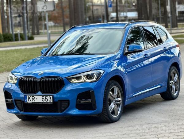 Zils BMW X1 2020 Ogre, ar dzinēja tilpumu 1.50 L un nobraukumu 150 tūkst. km par 22950 €, foto 9 vietnē AUTOMOTO.COM.LV