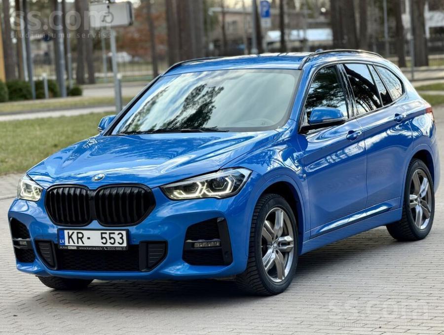 Zils BMW X1 2020 Ogre, ar dzinēja tilpumu 1.50 L un nobraukumu 150 tūkst. km par 22950 €, foto 10 vietnē AUTOMOTO.COM.LV
