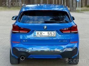 Zils BMW X1 2020 Ogre, ar dzinēja tilpumu 1.50 L un nobraukumu 150 tūkst. km par 22950 €, foto 14 vietnē AUTOMOTO.COM.LV