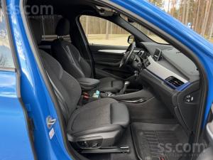 Zils BMW X1 2020 Ogre, ar dzinēja tilpumu 1.50 L un nobraukumu 150 tūkst. km par 22950 €, foto 23 vietnē AUTOMOTO.COM.LV