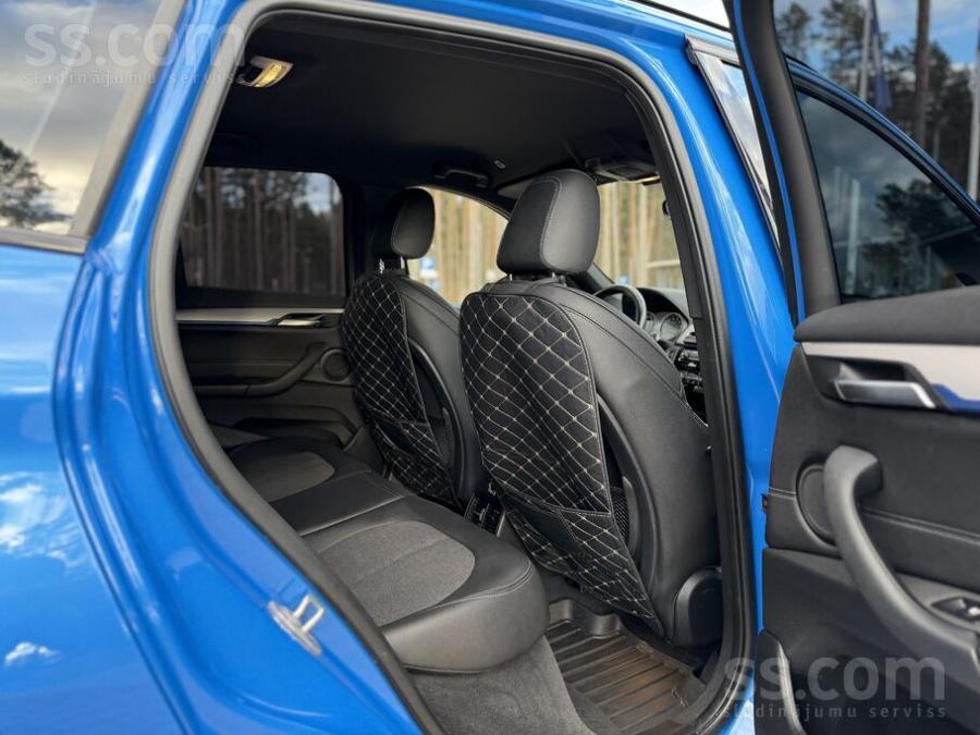 Zils BMW X1 2020 Ogre, ar dzinēja tilpumu 1.50 L un nobraukumu 150 tūkst. km par 22950 €, foto 26 vietnē AUTOMOTO.COM.LV