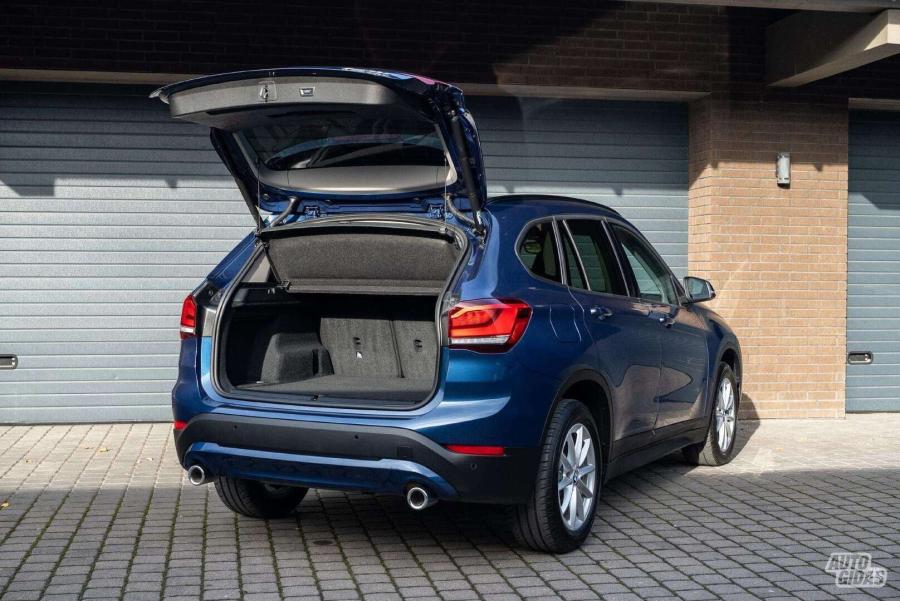 Blue BMW X1 2021 in Marijampole, with an engine capacity of 2.00 L and mileage of 250 thousand km for 16750 €, photo 13 on AUTOMOTO.COM.LV