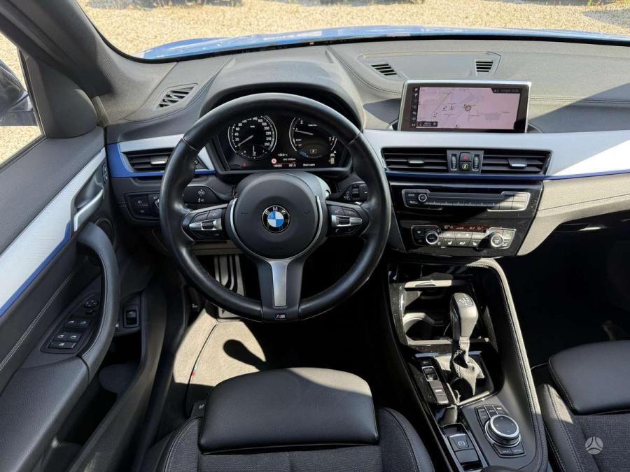Blue BMW X1 2021 in Marijampole, with an engine capacity of 1.50 L and mileage of 140 thousand km for 19400 €, photo 12 on AUTOMOTO.COM.LV
