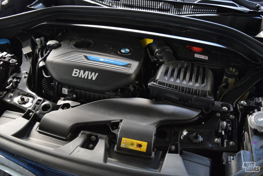 Blue BMW X1 2022 in Vilnius, with an engine capacity of 1.50 L and mileage of 109 thousand km for 17300 €, photo 21 on AUTOMOTO.COM.LV