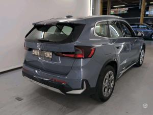 Blue BMW X1 2022 in Vilnius, with an engine capacity of 1.50 L and mileage of 134 thousand km for 27105 €, photo 3 on AUTOMOTO.COM.LV