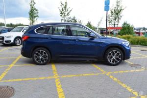 Blue BMW X1 2022 in Vilnius, with an engine capacity of 1.50 L and mileage of 109 thousand km for 16500 €, photo 5 on AUTOMOTO.COM.LV
