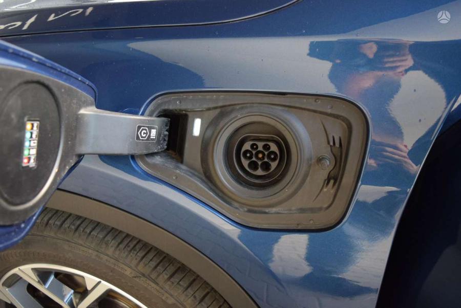 Blue BMW X1 2022 in Vilnius, with an engine capacity of 1.50 L and mileage of 109 thousand km for 16500 €, photo 27 on AUTOMOTO.COM.LV