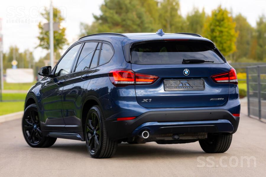 Zils BMW X1 2022 Jelgava, ar dzinēja tilpumu 1.50 L un nobraukumu 0 tūkst. km par 17500 €, foto 6 vietnē AUTOMOTO.COM.LV