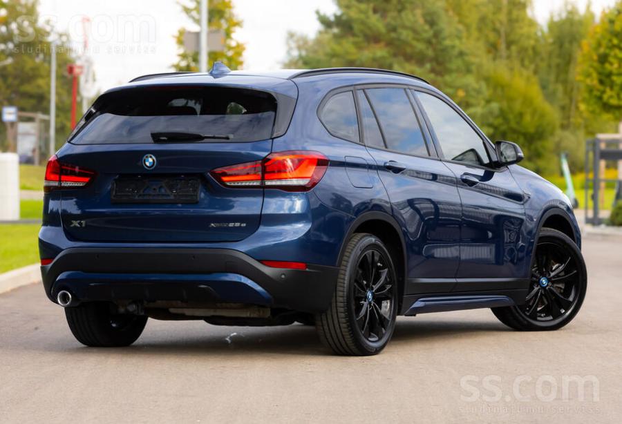 Zils BMW X1 2022 Jelgava, ar dzinēja tilpumu 1.50 L un nobraukumu 0 tūkst. km par 17500 €, foto 8 vietnē AUTOMOTO.COM.LV