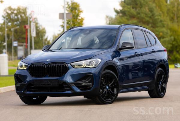Zils BMW X1 2022 Jelgava, ar dzinēja tilpumu 1.50 L un nobraukumu 0 tūkst. km par 17500 €, foto 1 vietnē AUTOMOTO.COM.LV