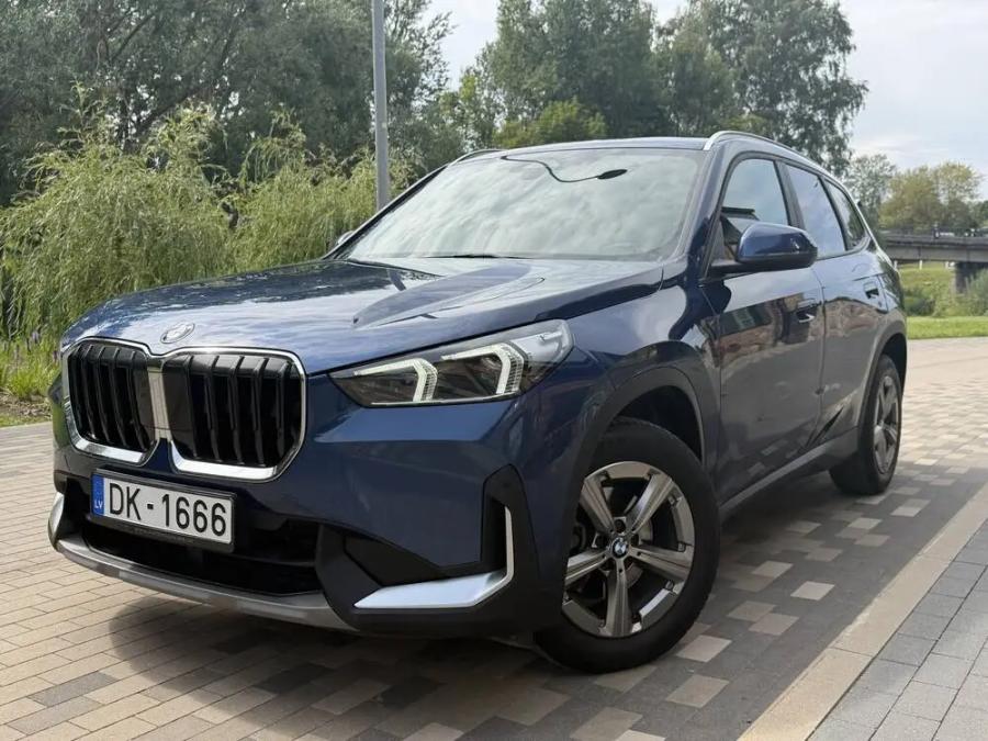 Blue BMW X1 2023 in Rezekne, with an engine capacity of 2.00 L and mileage of 173 thousand km for 28990 €, photo 4 on AUTOMOTO.COM.LV