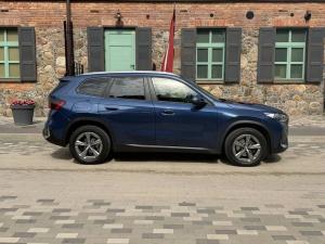 Blue BMW X1 2023 in Rezekne, with an engine capacity of 2.00 L and mileage of 173 thousand km for 28990 €, photo 5 on AUTOMOTO.COM.LV