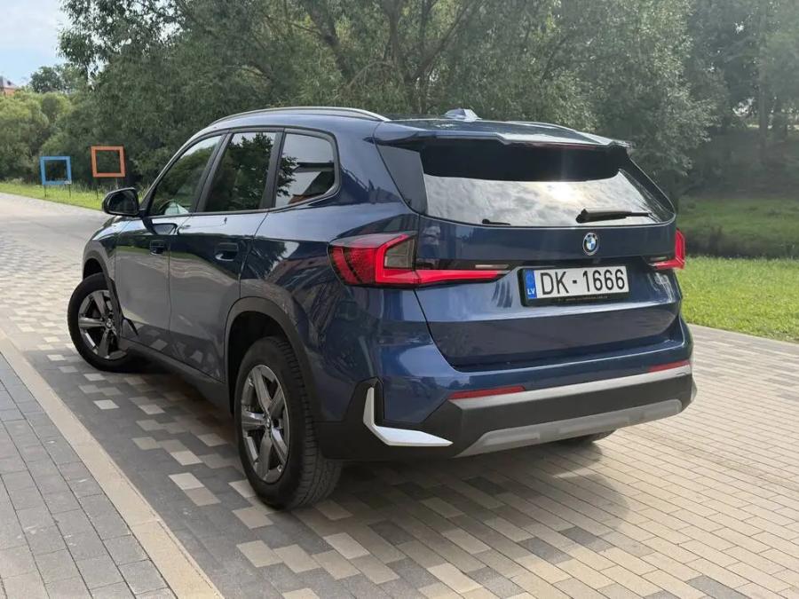 Blue BMW X1 2023 in Rezekne, with an engine capacity of 2.00 L and mileage of 173 thousand km for 28990 €, photo 7 on AUTOMOTO.COM.LV