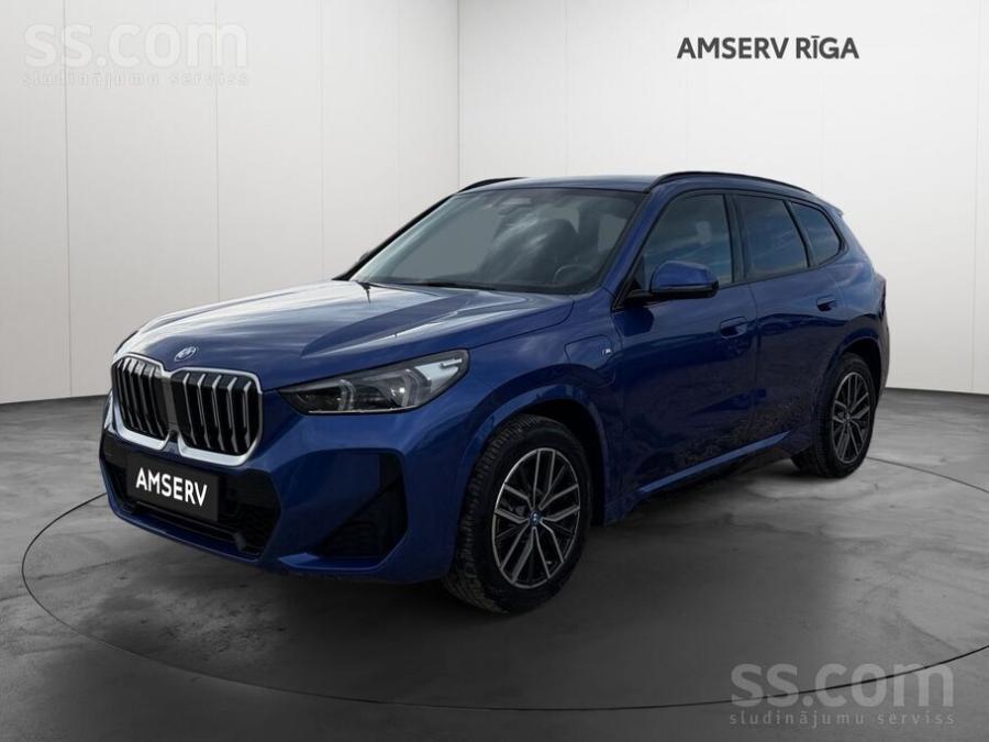 Blue BMW X1 2023 in Riga, with an engine capacity of 1.50 L and mileage of 104 thousand km for 35900 €, photo 1 on AUTOMOTO.COM.LV