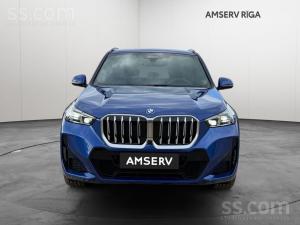 Blue BMW X1 2023 in Riga, with an engine capacity of 1.50 L and mileage of 104 thousand km for 35900 €, photo 6 on AUTOMOTO.COM.LV