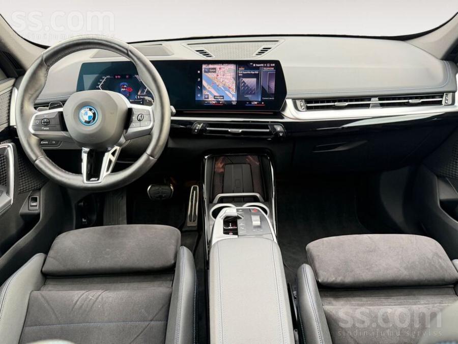 Blue BMW X1 2023 in Riga, with an engine capacity of 1.50 L and mileage of 104 thousand km for 35900 €, photo 9 on AUTOMOTO.COM.LV