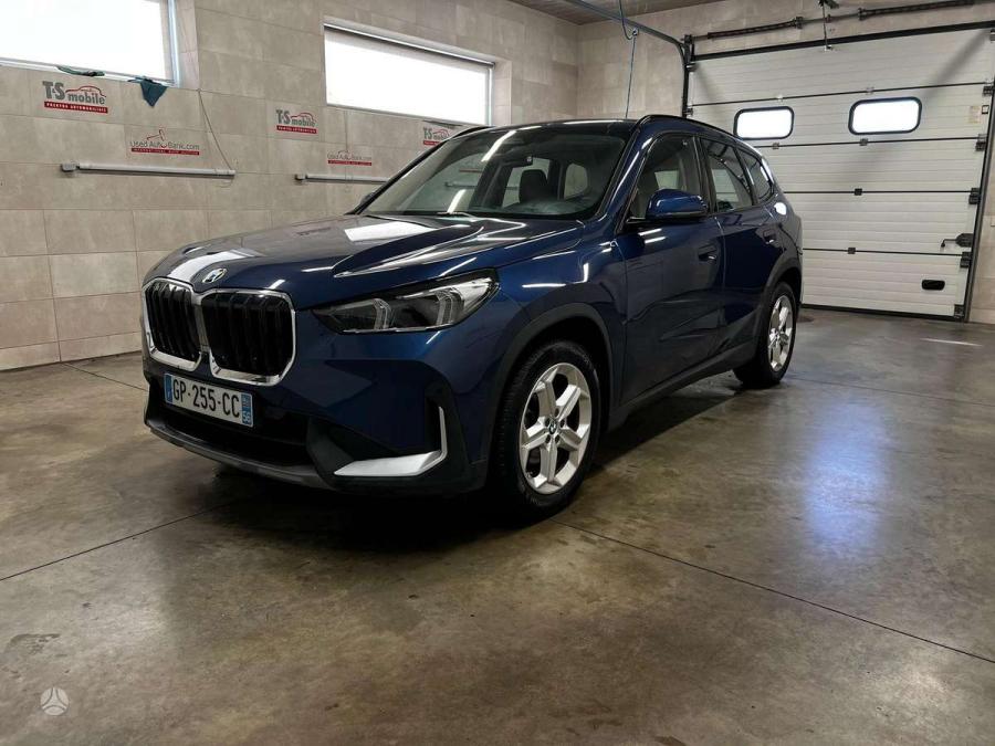 Blue BMW X1 2023 in Marijampole, with an engine capacity of 1.50 L and mileage of 107 thousand km for 30855 €, photo 1 on AUTOMOTO.COM.LV
