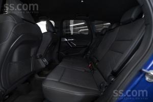Blue BMW X1 2024 in Tukums, with an engine capacity of 1.50 L and mileage of 0 thousand km for 45500 €, photo 15 on AUTOMOTO.COM.LV