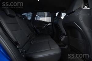 Blue BMW X1 2024 in Tukums, with an engine capacity of 1.50 L and mileage of 0 thousand km for 45500 €, photo 16 on AUTOMOTO.COM.LV