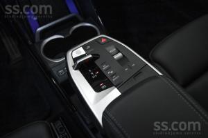 Blue BMW X1 2024 in Tukums, with an engine capacity of 1.50 L and mileage of 0 thousand km for 45500 €, photo 19 on AUTOMOTO.COM.LV