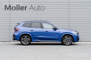 Blue BMW X1 2024 in Riga, with an engine capacity of 2.00 L and mileage of 83 thousand km for 41150 €, photo 6 on AUTOMOTO.COM.LV