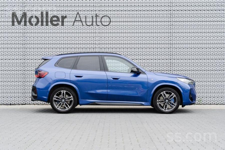 Blue BMW X1 2024 in Riga, with an engine capacity of 2.00 L and mileage of 83 thousand km for 41150 €, photo 6 on AUTOMOTO.COM.LV