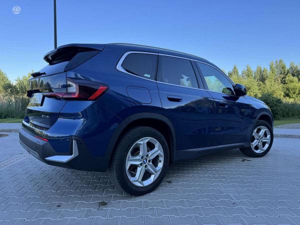 Zils BMW X1 2024 Viļņa, ar dzinēja tilpumu 1.50 L un nobraukumu 125 tūkst. km par 28600 €, foto 9 vietnē AUTOMOTO.COM.LV