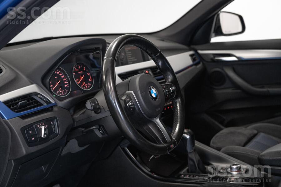 Zils BMW X1 2016 Rīga, ar dzinēja tilpumu 2.00 L un nobraukumu 152 tūkst. km par 15990 €, foto 39 vietnē AUTOMOTO.COM.LV