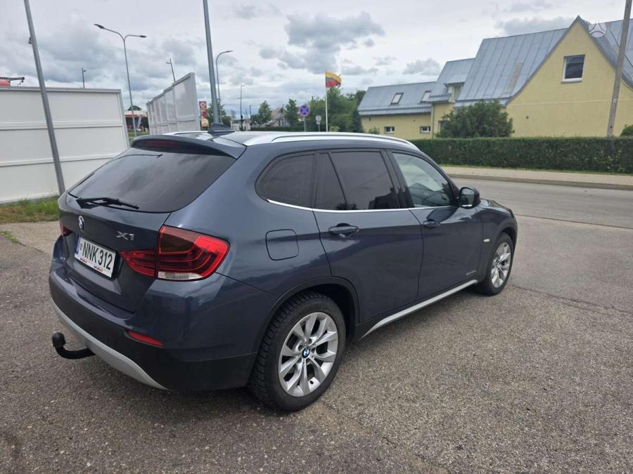 Blue BMW X1 2012 in Alytus, with an engine capacity of 2.00 L and mileage of 286 thousand km for 6500 €, photo 3 on AUTOMOTO.COM.LV
