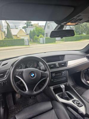 Blue BMW X1 2012 in Alytus, with an engine capacity of 2.00 L and mileage of 286 thousand km for 6500 €, photo 10 on AUTOMOTO.COM.LV