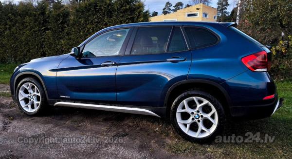 Zils BMW X1 2013 Tallina, ar dzinēja tilpumu 2.00 L un nobraukumu 300 tūkst. km par 9500 €, foto 3 vietnē AUTOMOTO.COM.LV