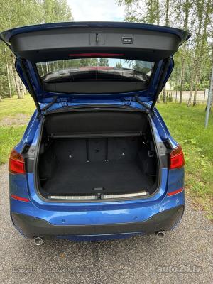 Zils BMW X1 2019 Pērnava, ar dzinēja tilpumu 2.00 L un nobraukumu 105 tūkst. km par 22000 €, foto 8 vietnē AUTOMOTO.COM.LV