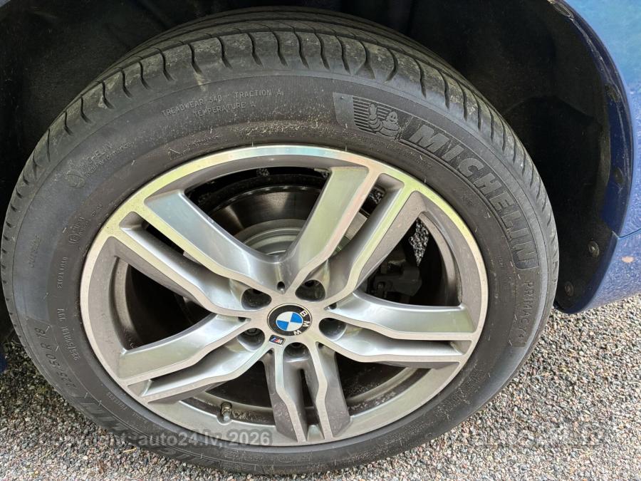 Zils BMW X1 2019 Pērnava, ar dzinēja tilpumu 2.00 L un nobraukumu 105 tūkst. km par 22000 €, foto 10 vietnē AUTOMOTO.COM.LV
