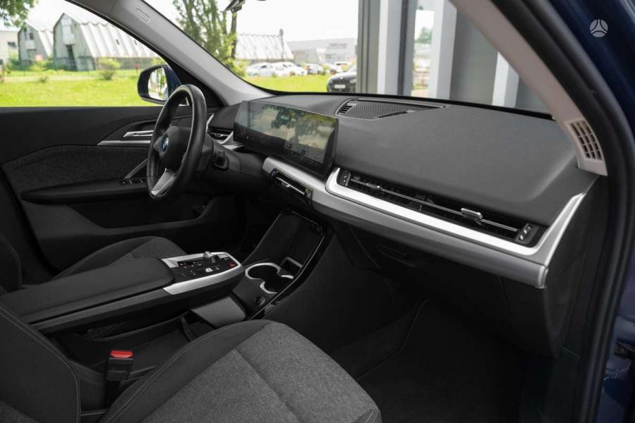 Zils BMW X1 2022 Viļņa, ar dzinēja tilpumu 1.50 L un nobraukumu 31 tūkst. km par 32000 €, foto 17 vietnē AUTOMOTO.COM.LV