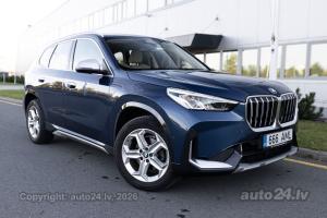 Zils BMW X1 2023 Tallina, ar dzinēja tilpumu 1.50 L un nobraukumu 46 tūkst. km par 37990 €, foto  vietnē AUTOMOTO.COM.LV
