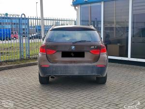 Brown BMW X1 2009 in Avizieniai, with an engine capacity of 2.00 L and mileage of 304 thousand km for 4900 €, photo 29 on AUTOMOTO.COM.LV