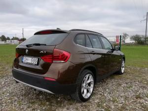 Brown BMW X1 2009 in Saldus, with an engine capacity of 2.00 L and mileage of 292 thousand km for 7700 €, photo 3 on AUTOMOTO.COM.LV